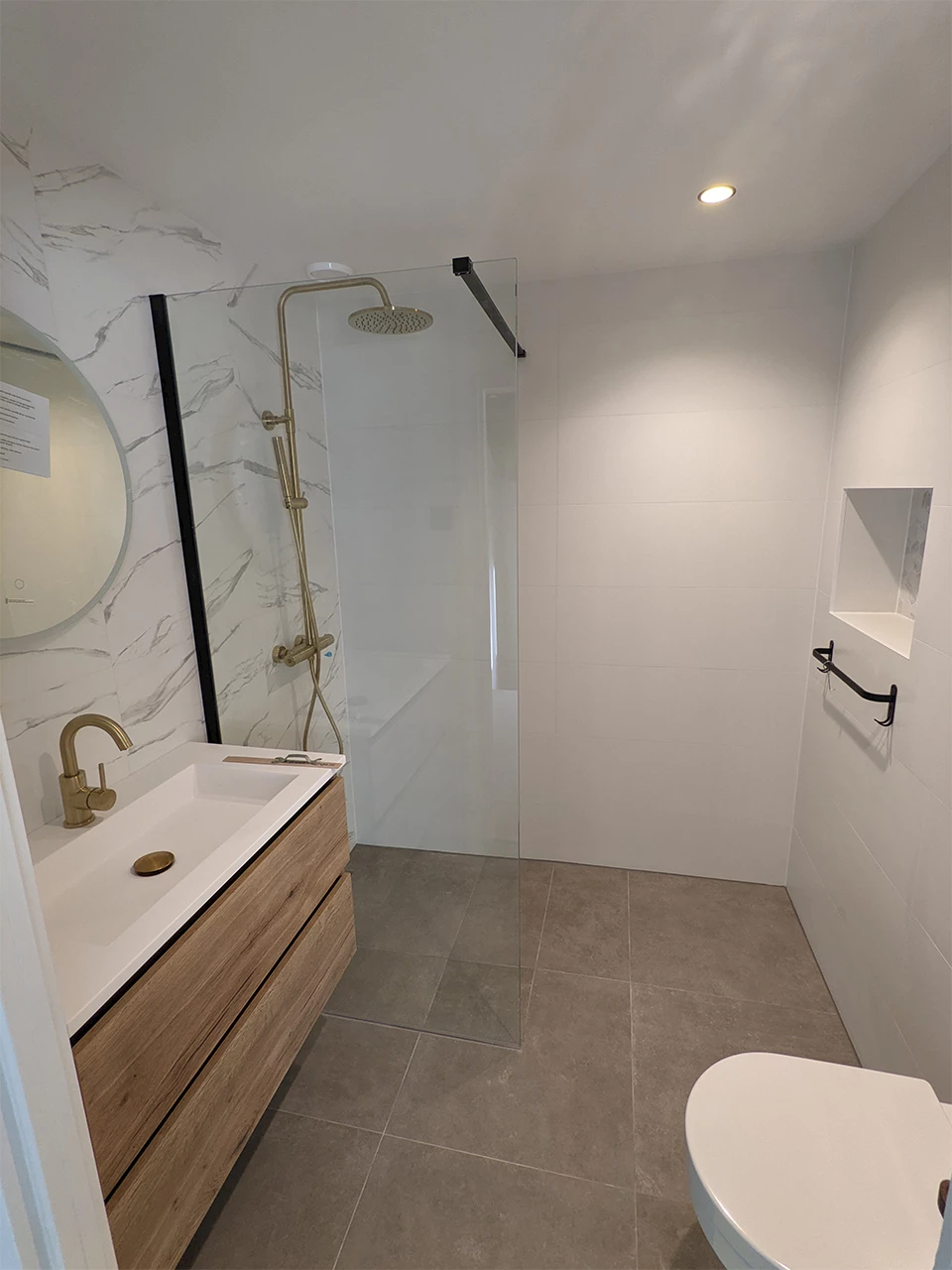 Wil jij graag een marmeren badkamer? | Sani4All